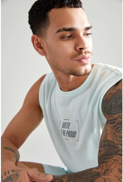 DeFacto Standart Fit Sırt Baskılı Kolsuz Spor Tişört U2463AZ21SM