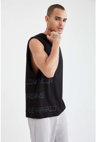 Defacto Standart Fit Bisiklet Yaka Baskılı Kolsuz Spor Tişört V8262AZ21HS