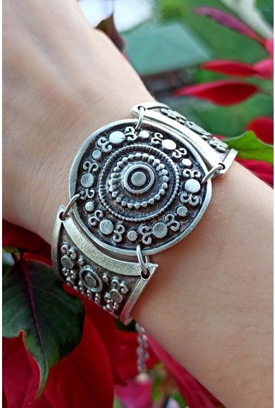 Antik Gümüş Kaplama Motifli Şekilli El Yapımı Ayarlanabilir Bileklik