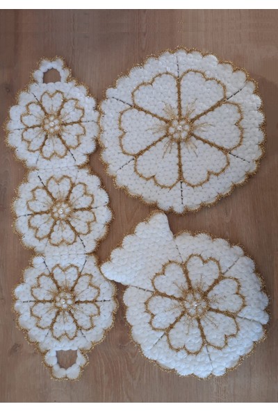 Hediye Dünyası Çeyizlik El Örgüsü 3'lü Lif Seti Kalpli Gold Simli Beyaz Hediye Dünyası Çeyizlik El Örgüsü 3'lü Lif Seti Kalpli Gold Simli Beyaz